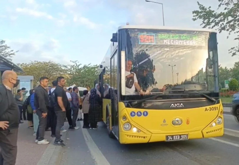 İstanbul'da özel halk otobüs krizi çözüldü | AÇIK GAZETE